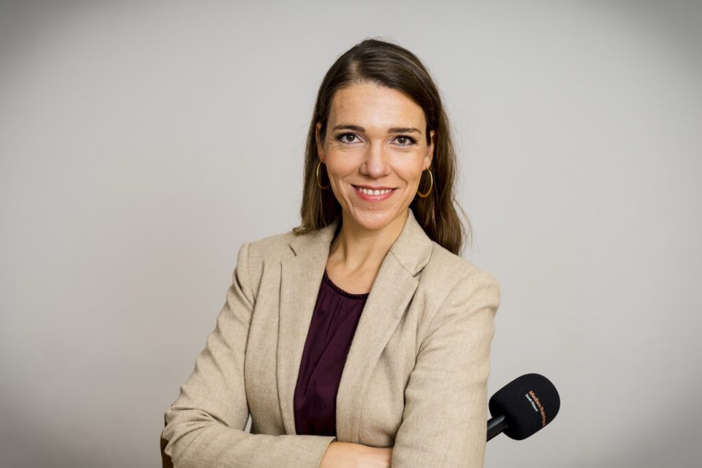 Business Fotos 1x anders: PRESS THE BUTTON!